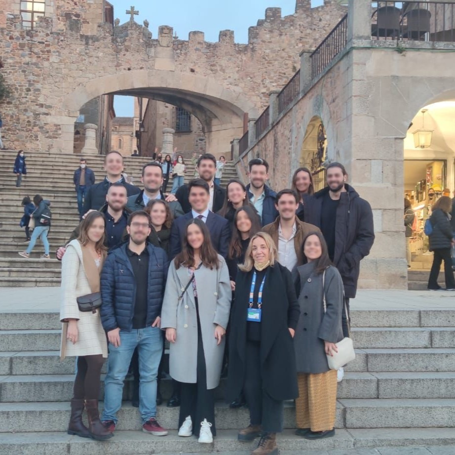 ISABEL ÁLVAREZ MARTÍN - Cáceres Ciudad de Congresos